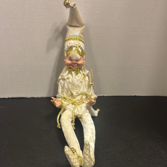 unbranded | Accents | Elegant White And Gold Jester Figurine | Poshmark